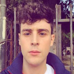 Robert Manion Birthday, Real Name, Age, Weight, Height, Family, Facts ...