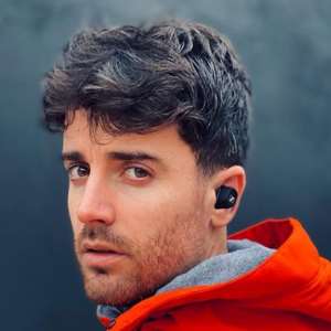 Hobbie Stuart Birthday, Real Name, Age, Weight, Height, Family, Facts ...