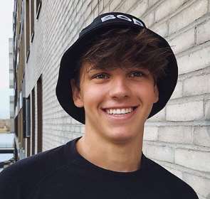 Oscar Rosenstroem Birthday, Real Name, Age, Weight, Height, Family ...