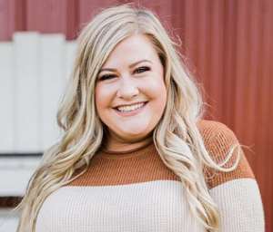 Leah Janae Birthday, Real Name, Age, Weight, Height, Family, Facts ...