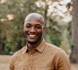 TJ Davidson Birthday, Real Name, Age, Weight, Height, Family, Facts ...