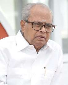 K. Balachander Birthday, Real Name, Age, Weight, Height, Family, Facts ...