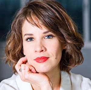 Helene Robbie Birthday, Real Name, Age, Weight, Height, Family, Facts ...