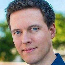 Justin Johnson Birthday, Real Name, Age, Weight, Height, Family, Facts ...