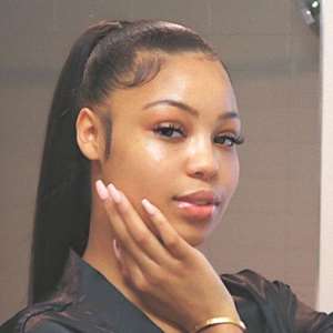 Teaira Walker Birthday, Real Name, Age, Weight, Height, Family, Facts ...