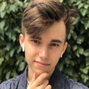 Sam Rouleau Birthday, Real Name, Age, Weight, Height, Family, Facts ...