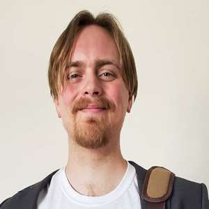 Gus Johnson Birthday, Real Name, Age, Weight, Height, Family, Facts ...