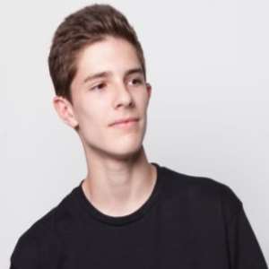 Blake Linder Birthday, Real Name, Age, Weight, Height, Family, Facts ...