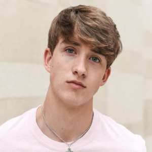Jake Cornell (TikTok) Birthday, Real Name, Age, Weight, Height, Family ...