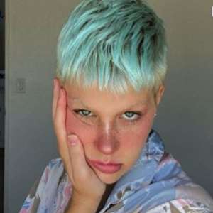 Emmy Hartman Birthday, Real Name, Age, Weight, Height, Family, Facts ...