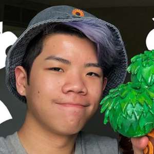 Frederic Chen Birthday, Real Name, Age, Weight, Height, Family, Facts ...