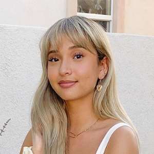 Alexis Rice Birthday, Real Name, Age, Weight, Height, Family, Facts ...