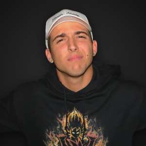 Corey Scherer Birthday, Real Name, Age, Weight, Height, Family, Facts ...