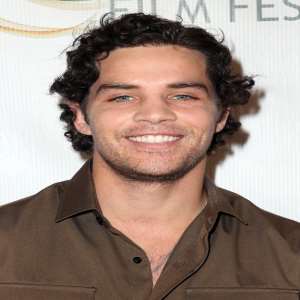 James Lastovic Birthday, Real Name, Age, Weight, Height, Family, Facts ...