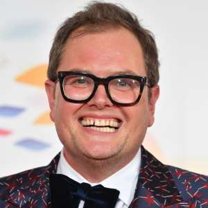 Alan Carr Birthday, Real Name, Age, Weight, Height, Family, Facts ...