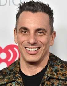 Sebastian Maniscalco Birthday, Real Name, Age, Weight, Height, Family ...