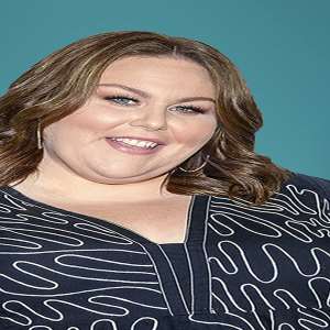 Chrissy Metz Birthday, Real Name, Age, Weight, Height, Family, Facts ...