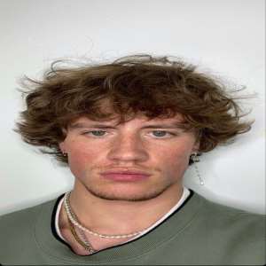 Cory Hunter Winn Birthday, Real Name, Age, Weight, Height, Family ...