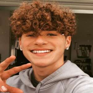 Jaydan Armour Birthday, Real Name, Age, Weight, Height, Family, Facts ...