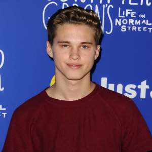 Ryan Beatty Birthday, Real Name, Age, Weight, Height, Family, Facts ...