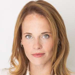 Katie Leclerc Birthday, Real Name, Age, Weight, Height, Family, Facts ...