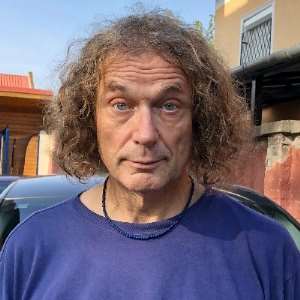 Dave Thompson Birthday, Real Name, Age, Weight, Height, Family, Facts ...