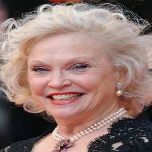 Sandra Dickinson Birthday, Real Name, Age, Weight, Height, Family ...