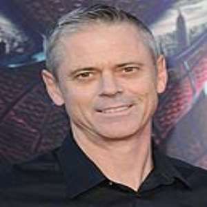 C. Thomas Howell Birthday, Real Name, Age, Weight, Height, Family ...