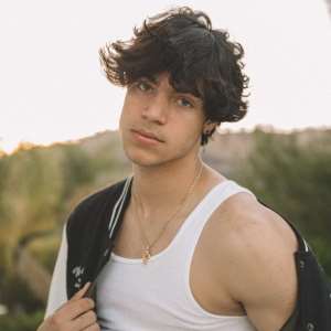 Mason Patterson Birthday, Real Name, Age, Weight, Height, Family, Facts ...