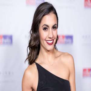 Hayley Erbert Birthday, Real Name, Age, Weight, Height, Family, Facts ...