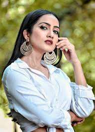 Amika Shail Birthday, Real Name, Age, Weight, Height, Family, Facts ...