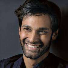 Atta Yaqub Birthday, Real Name, Age, Weight, Height, Family, Facts ...