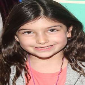 Sunny Sandler Birthday, Real Name, Age, Weight, Height, Family, Facts ...