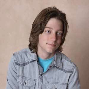 Alex Bilbrey Birthday, Real Name, Age, Weight, Height, Family, Facts ...