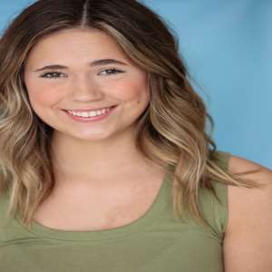 Gabby Clark Birthday, Real Name, Age, Weight, Height, Family, Facts ...
