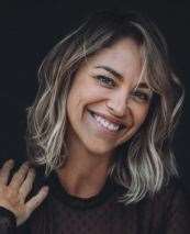 Toia Ferraz Birthday, Real Name, Age, Weight, Height, Family, Facts ...