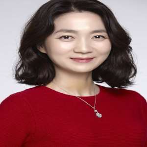 Kim Joo-ryoung Birthday, Real Name, Age, Weight, Height, Family, Facts ...