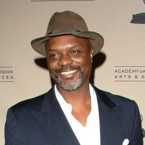 Robert Wisdom Birthday, Real Name, Age, Weight, Height, Family, Facts ...