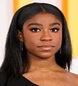 Lyric Ross Birthday, Real Name, Age, Weight, Height, Family, Facts ...