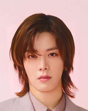 Yuta Nakamoto Birthday, Real Name, Age, Weight, Height, Family, Facts ...