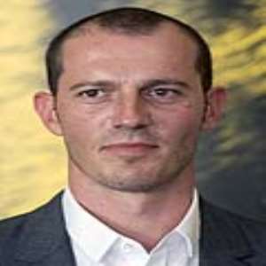 Simon Sears Birthday, Real Name, Age, Weight, Height, Family, Facts ...