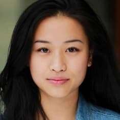 Stella Ye Birthday, Real Name, Age, Weight, Height, Family, Facts ...