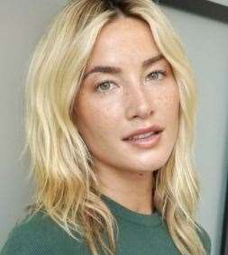 Alana Greszata Birthday, Real Name, Age, Weight, Height, Family, Facts ...