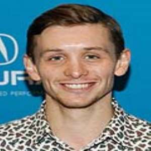 Travis Jeffery Birthday, Real Name, Age, Weight, Height, Family, Facts ...