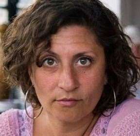 Shoshana Sperling Birthday, Real Name, Age, Weight, Height, Family ...