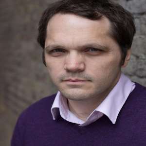 Matthew Holness Birthday, Real Name, Age, Weight, Height, Family, Facts ...