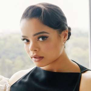 Lydia West Birthday, Real Name, Age, Weight, Height, Family, Facts ...