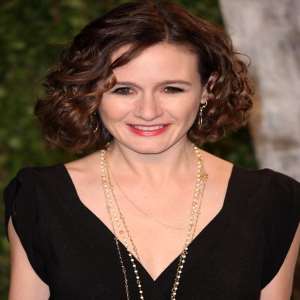 Emily Mortimer Birthday, Real Name, Age, Weight, Height, Family, Facts ...