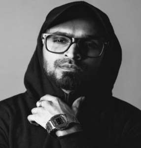 Emiway Bantai Birthday, Real Name, Age, Weight, Height, Family, Facts ...