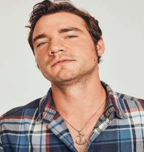 Daniel Durant Birthday, Real Name, Age, Weight, Height, Family, Facts ...